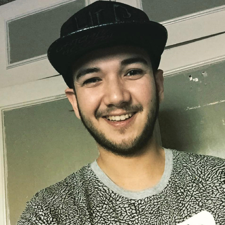 Get a personaized shoutout from Matt Evans | CelebrityGreetings.PH